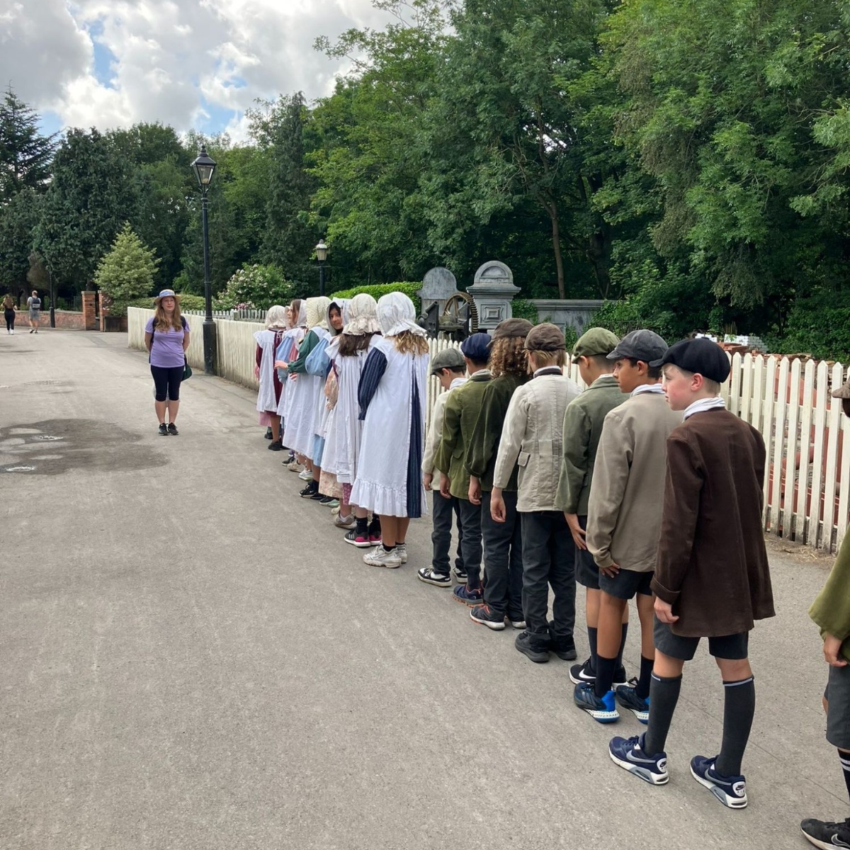 Holy Trinity Pewley Down School - Preston Montford